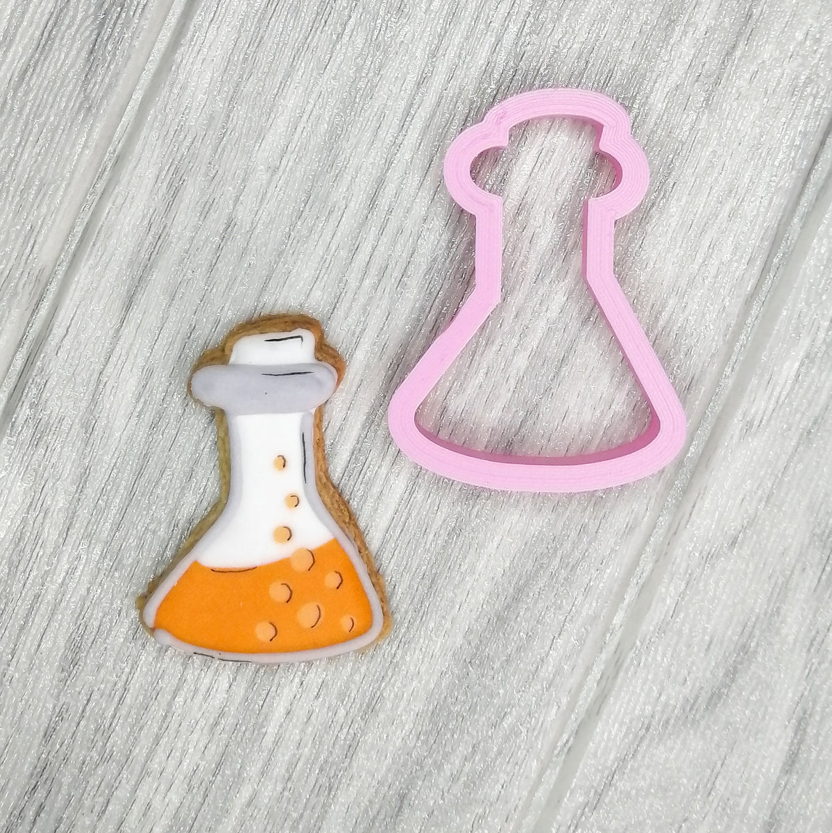 Triangle Poison Bottle Cutter – Iced
