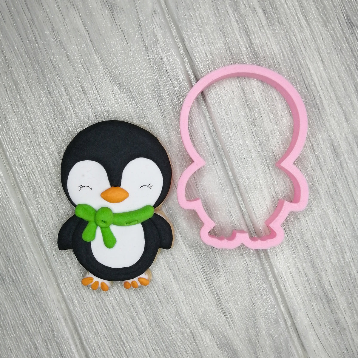 Penguin Cutter – Iced